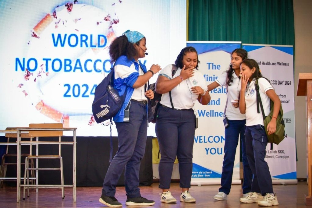 Journée mondiale sans tabac : Lancement des activités au Dunputh Lallah ...