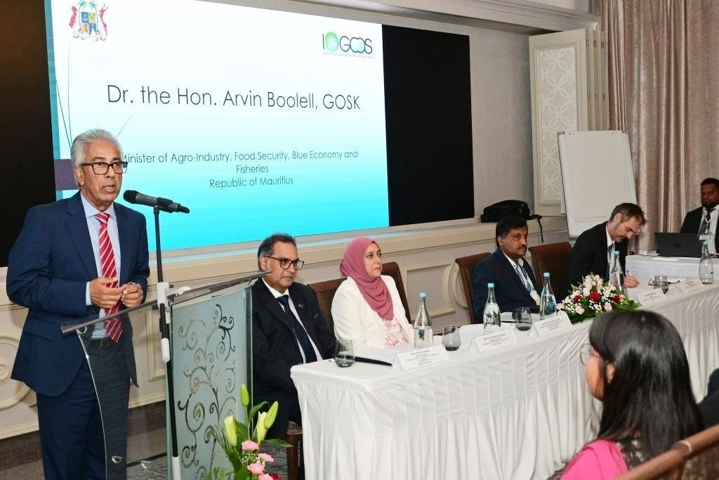 L’économie bleue : Le Dr Arvin Boolell appelle à un renforcement des ...